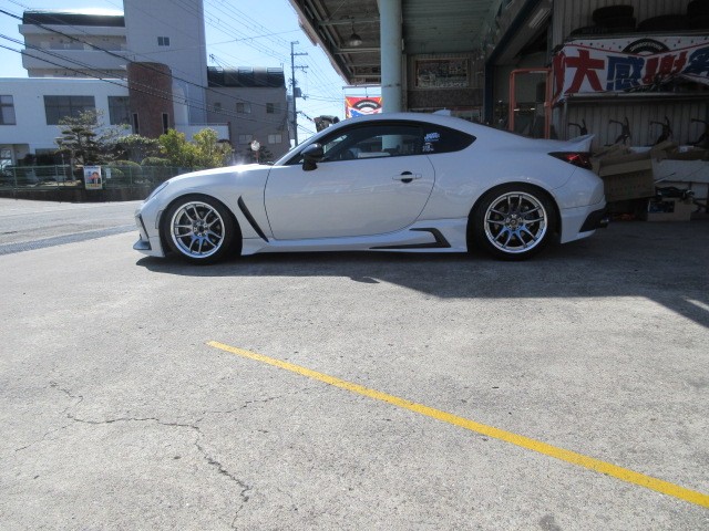 ZC33Sスイフトスポーツにクスコ車高調・ZN8 GR86にCR2P・SW20 MR2/FD2シビックタイプRにニューテックオイル | スズキ スイフト スポーツ その他 カー用品取付 ...