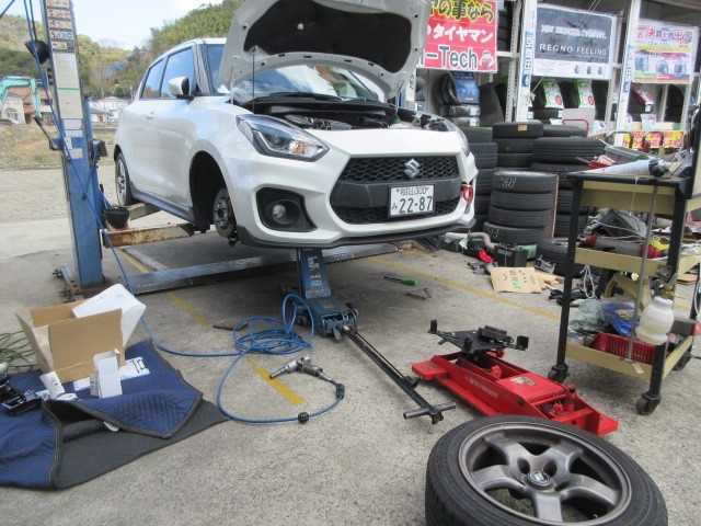 ZC33Sスイフトスポーツに強化クラッチ・JB23Wジムニーの車検整備・シビックにPF07 | スズキ スイフト スポーツ メンテナンス商品 カー用品取付 > 足回り関係取付 | スタッフ日記 ...