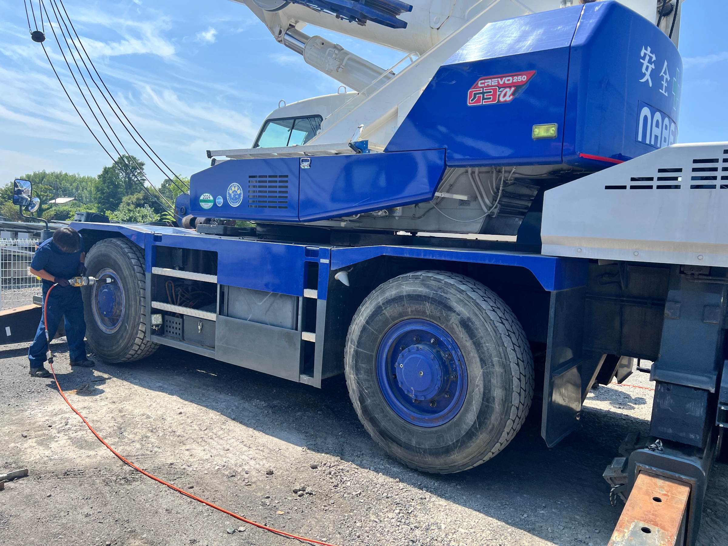 25t ラフタークレーンのローテーション | タイヤ タイヤ・ホイール関連 > トラック用タイヤ交換 | スタッフ日記 | ミスタータイヤマン ...