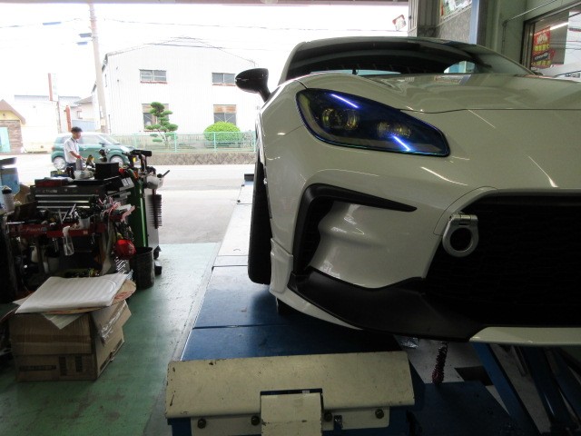 ZN8 GR86にエモーションCR2P・ND5CロードスターRFの爪折り・ワゴンR車検整備・新車スペーシアカスタム納車 | トヨタ 86 ホイール タイヤ・ホイール関連 > 乗用車用タイヤ交換 ...