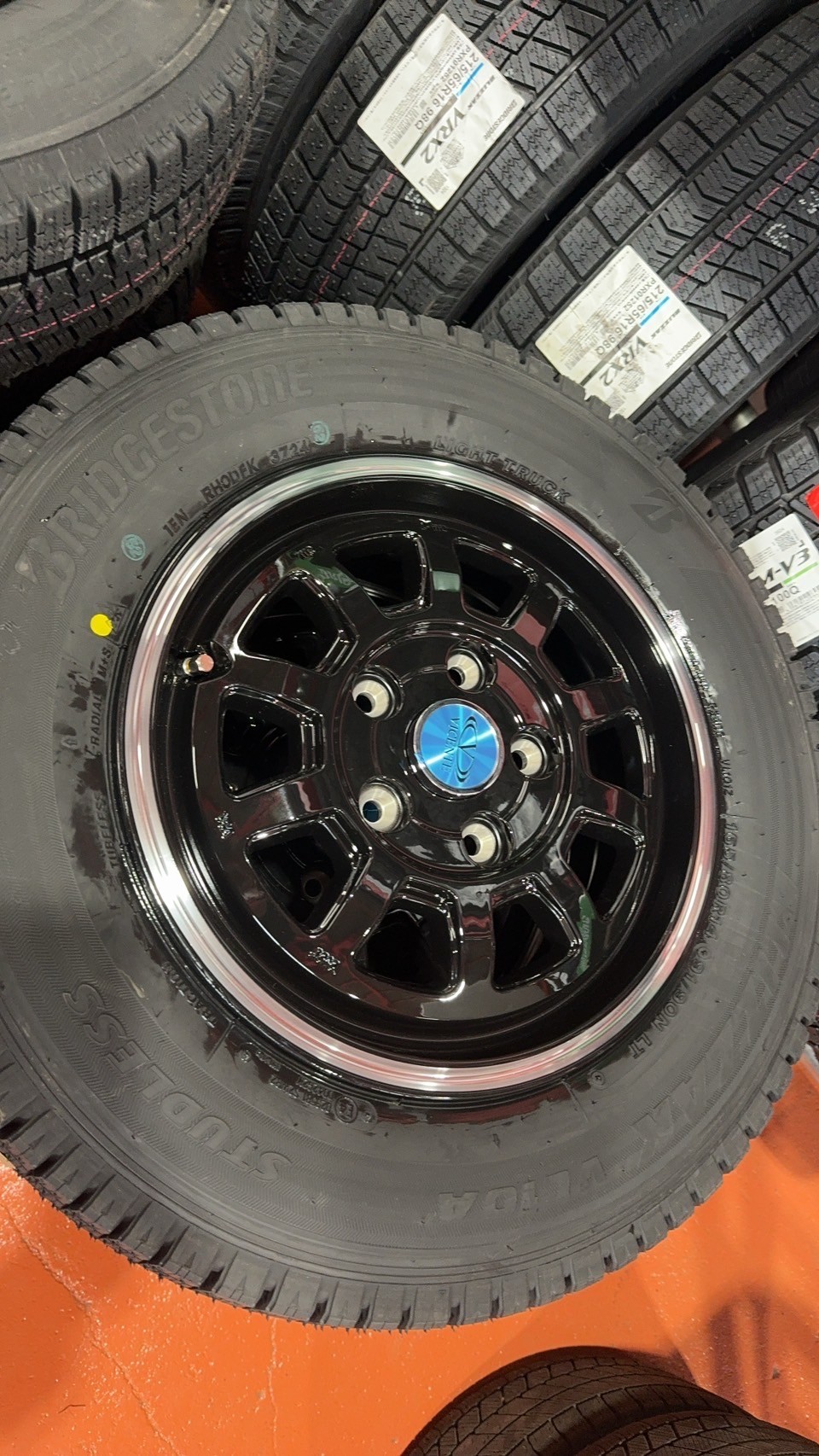 ブリザックVL10A CICENTE06 | 漆原タイヤ作業日報 | ミスタータイヤマン 美幌店 | タイヤ、カー用品ショップ ブリヂストンの ...