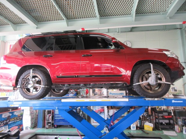 ランドクルーザー200のアライメント調整・テリオスキッドのタイミングベルト交換・JB23WジムニーMTオイルに交換 | トヨタ ランドクルーザー メンテナンス商品 タイヤ・ホイール関連 ...