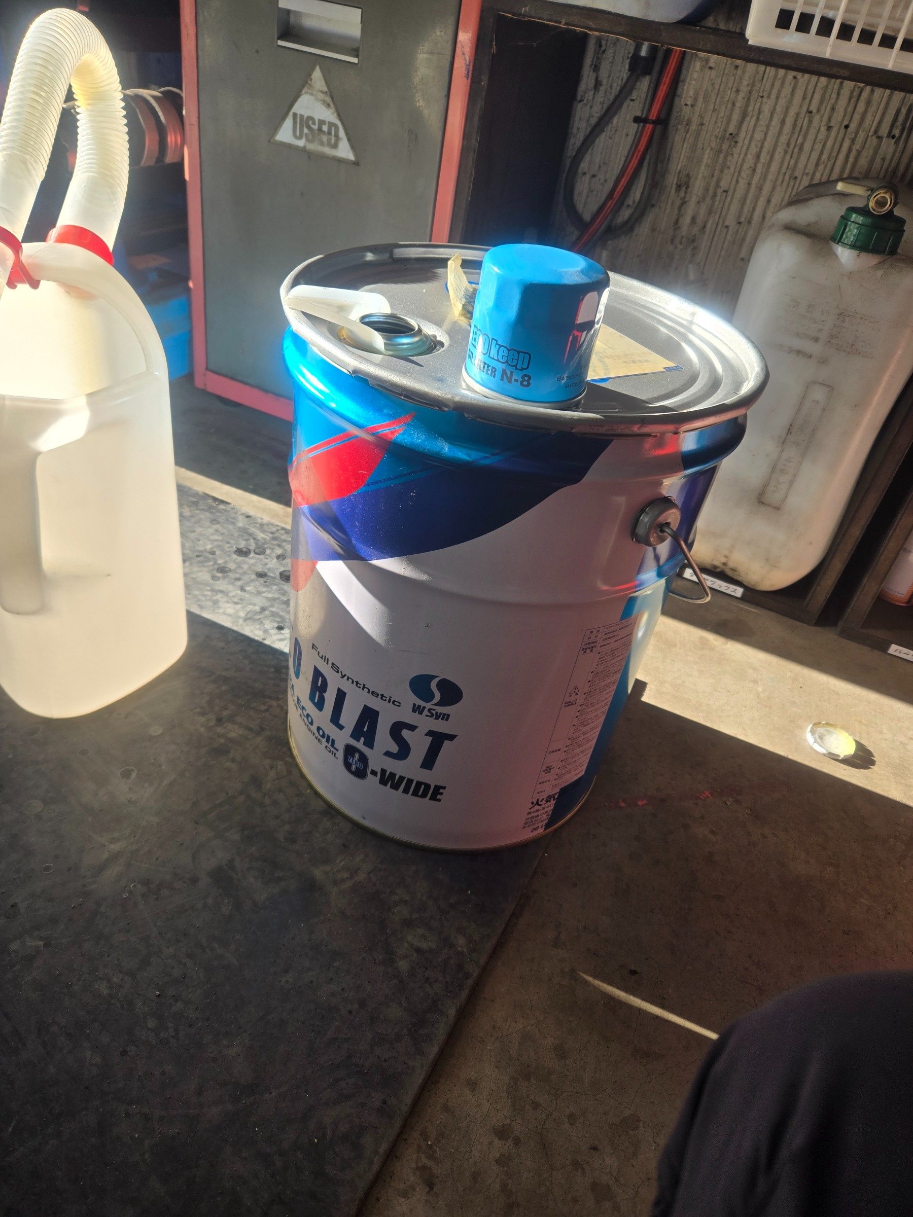 ECO BLAST 0W-WIDE というロングライフなエンジンオイル | タイヤウーマンの日記 | ミスタータイヤマン 広尾店 | 北海道のタイヤ、カー用品ショップ ブリヂストンのタイヤ専門店